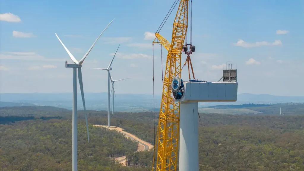 Turbine blade break under investigation at Australia's biggest wind ...