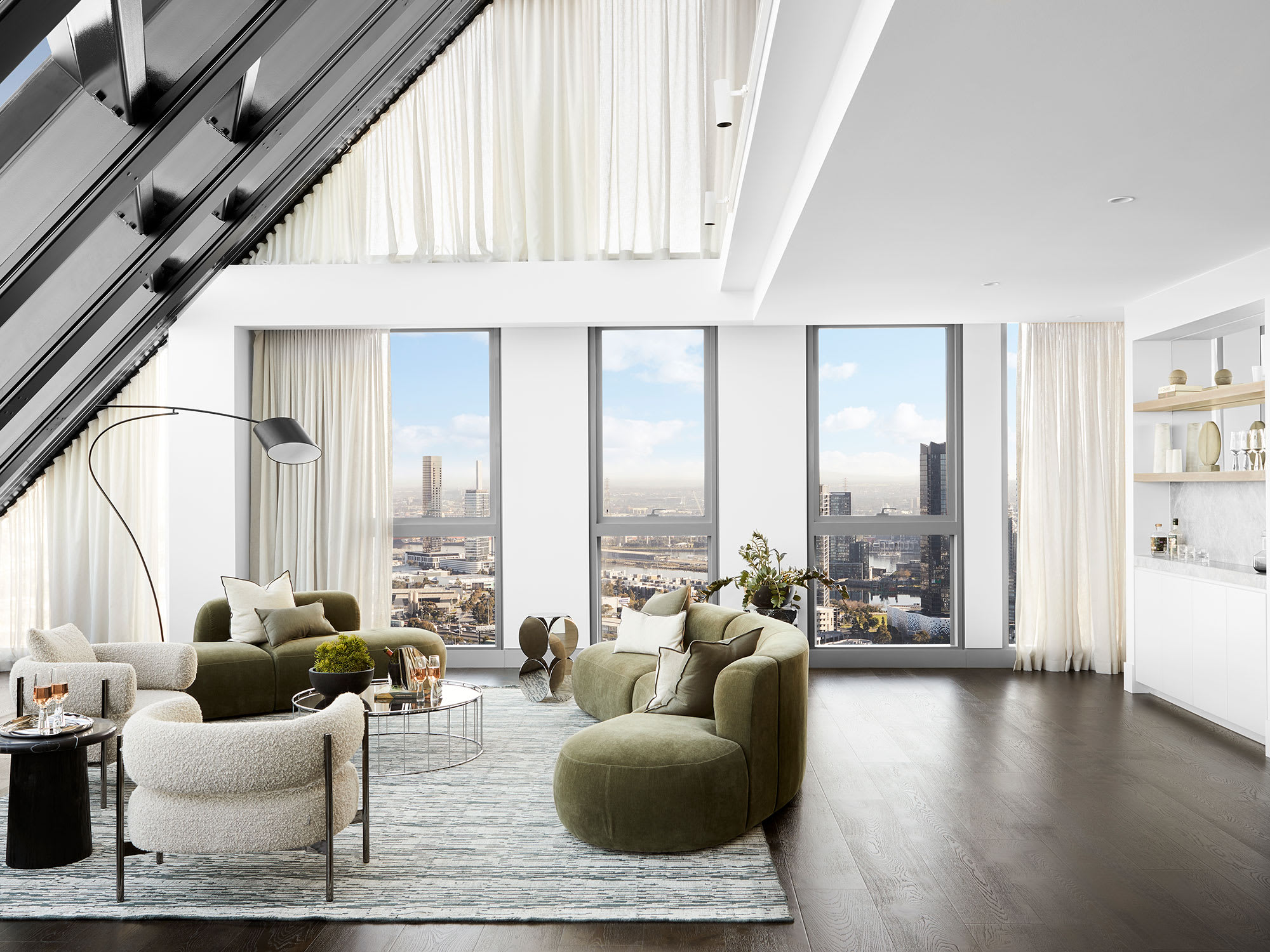 Inside one of Melbourne's Most Impressive Penthouses on the Market ...