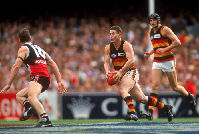 Footy legend Mark Bickley swoops into real estate - Australian Online News