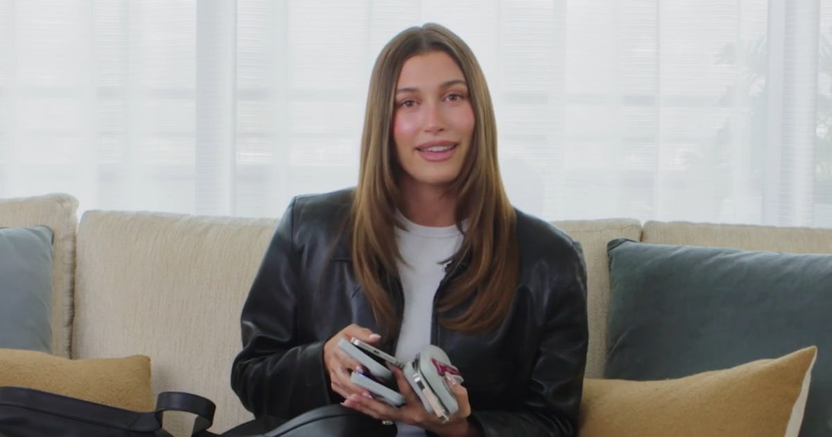 Hailey Bieber Jokes About Justin Bieber Obsession, Nepotism, & Stalking ...