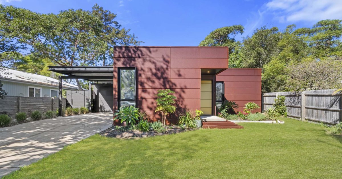 Iconic Broulee beach house just five minutes from the ocean ...
