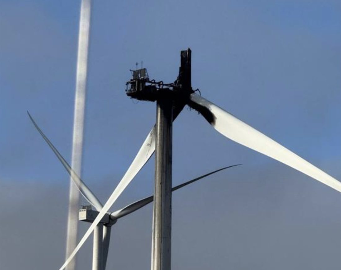 Turbine fire sparks statewide wind farm "inspection blitz" - Australian ...