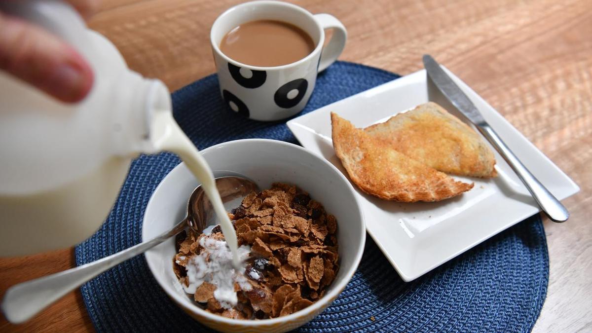 Skipping breakfast does not harm mental sharpness, scientists find, as ...