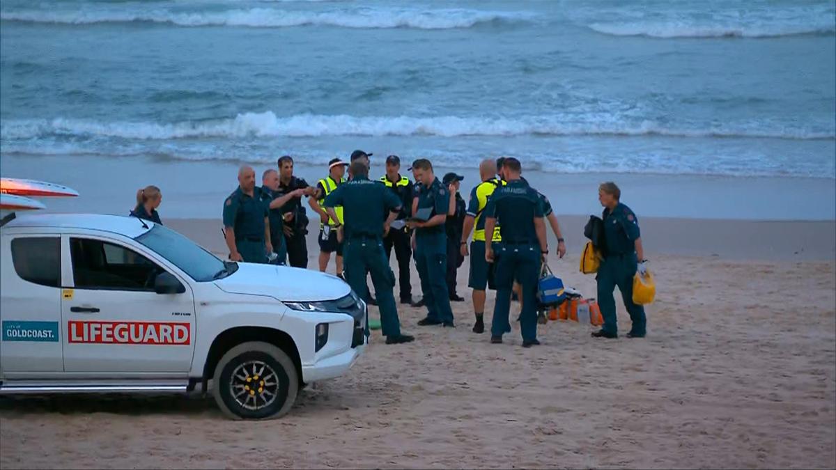 Man dies after being pulled from surf at Surfers Paradise - Australian ...