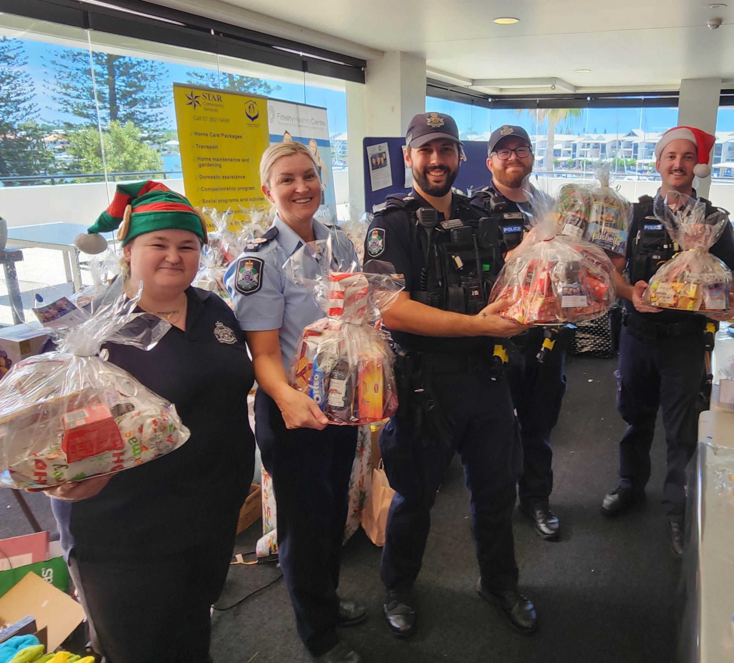 Secret Santa brings joy to Queensland seniors - Australian Online News