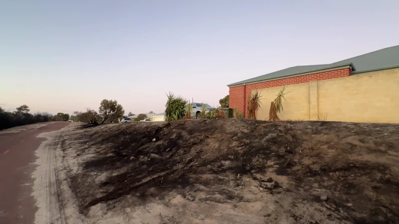 Fire damages multiple homes in Perth’s north-east - Australian Online News