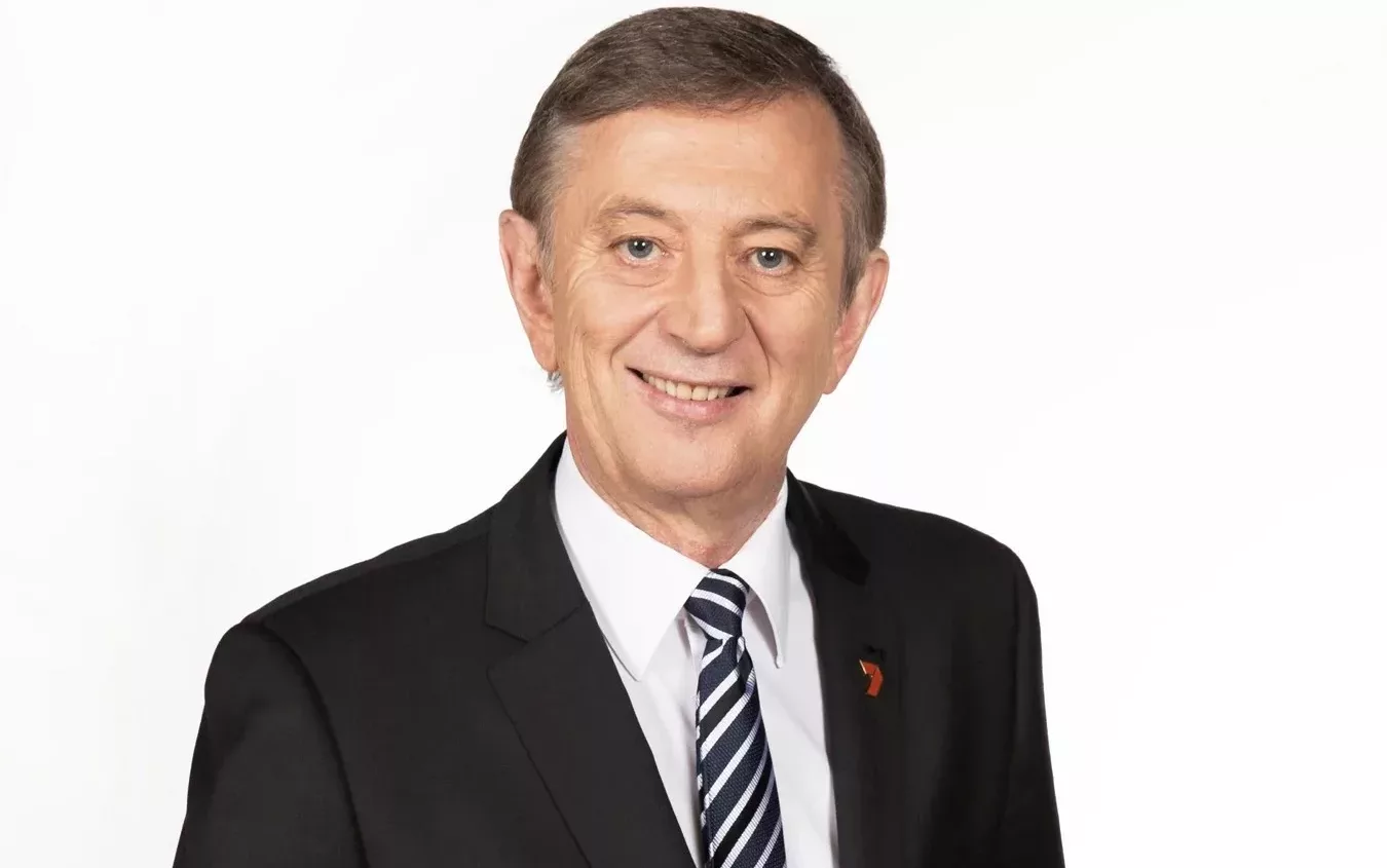 Vale | DENNIS COMETTI leaves lasting broadcasting legacy - Australian ...