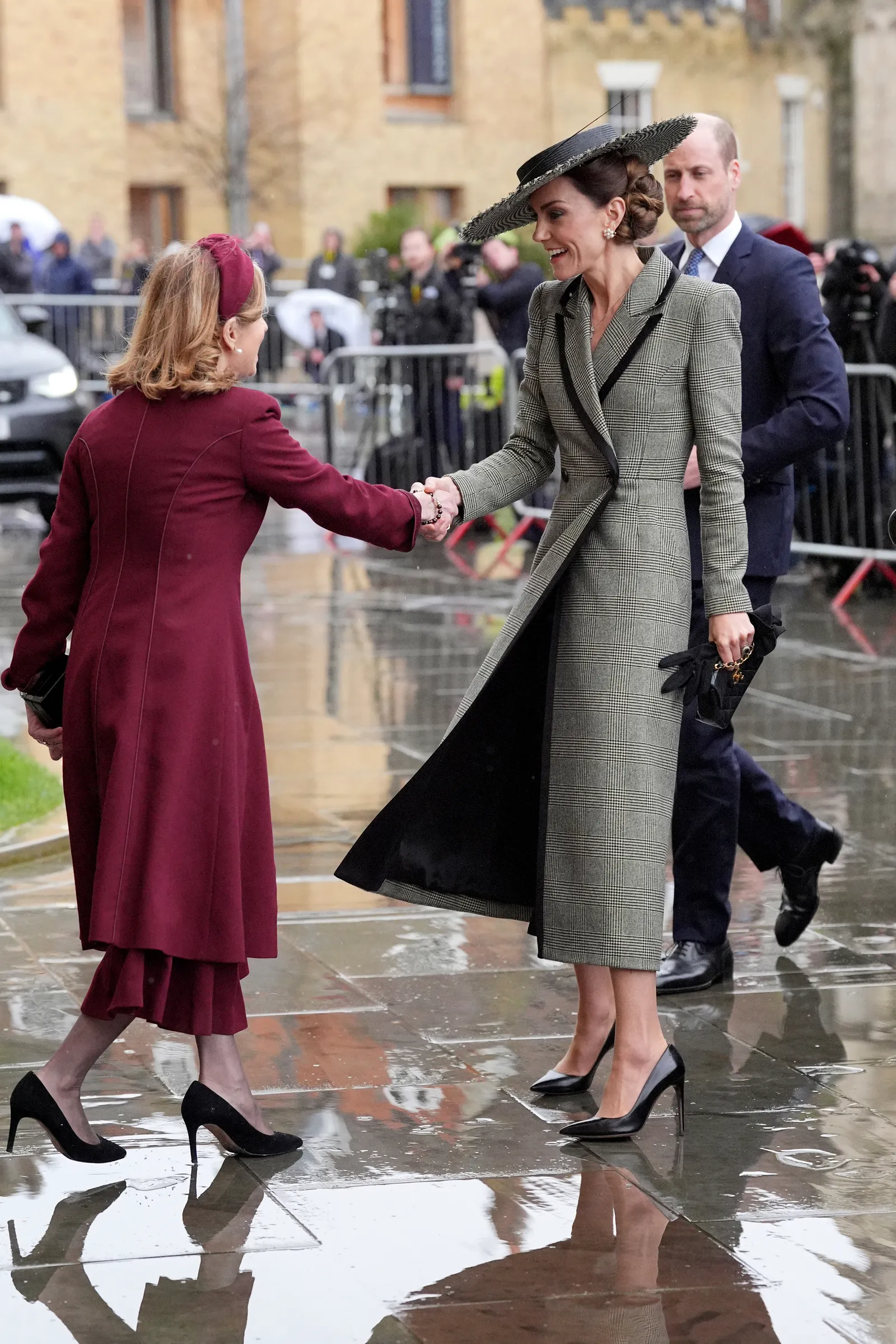 Kate Middleton Wears an Eye-Catching Statement Hat to Meet First Female ...