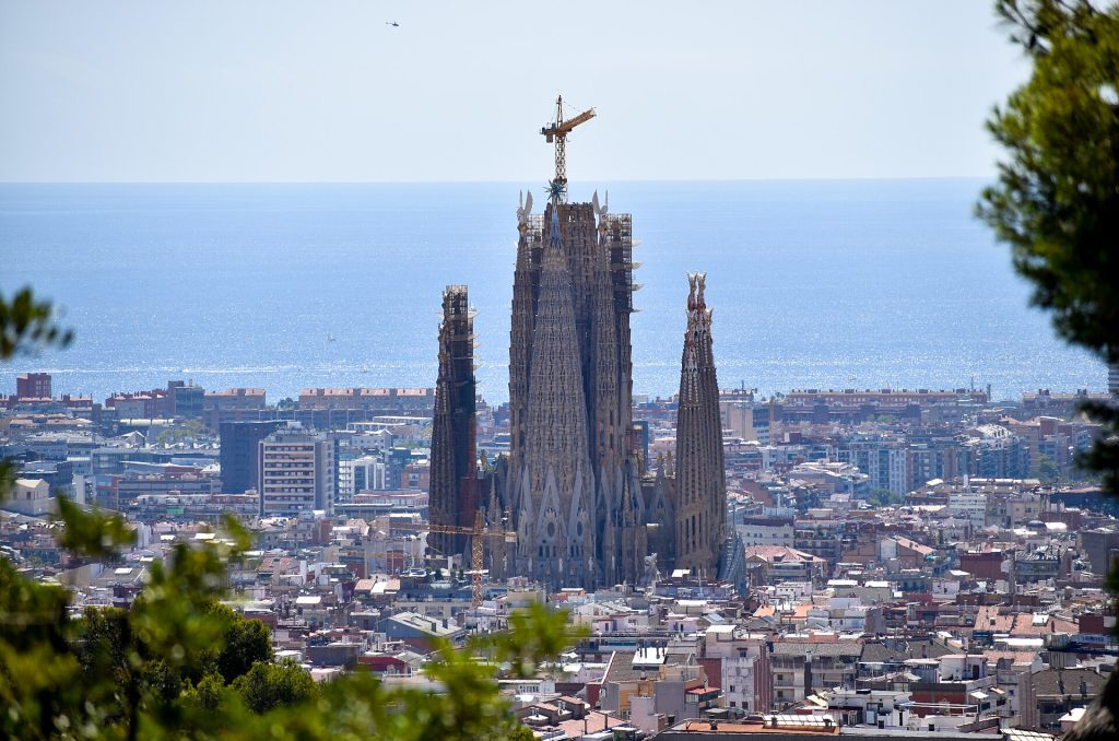After 144 years, construction finishes on Barcelona’s most iconic ...