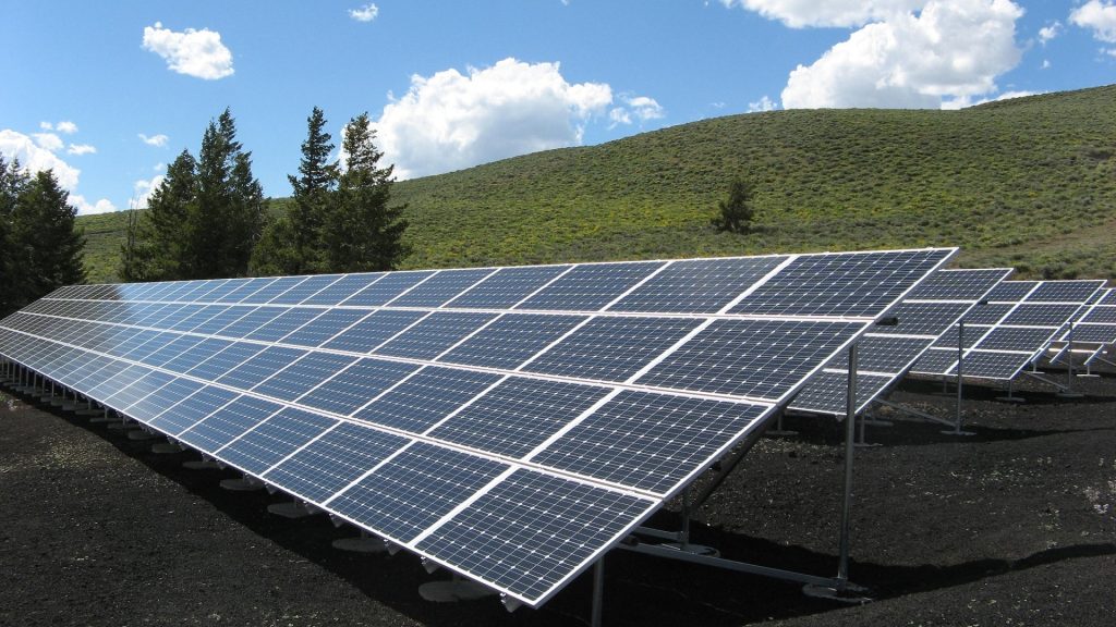 Amazon Australia signs nine new renewable energy deals, taking ...