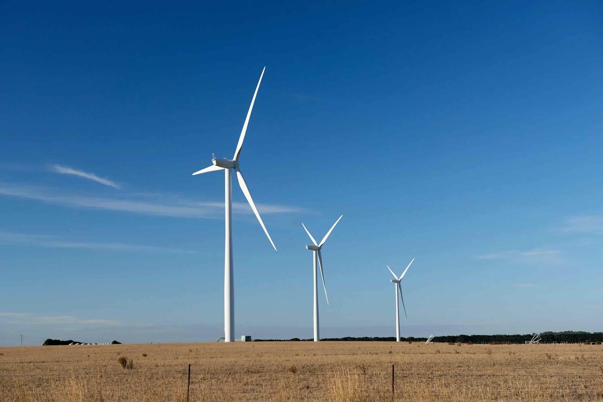 Investors still "largely downbeat" about renewables, as policy and ...