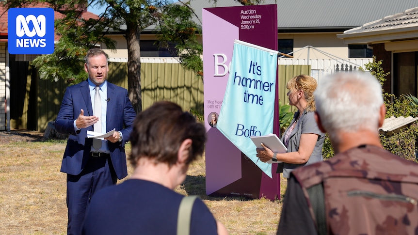 Auction clearance rates fall to lowest level since pandemic, reflecting ...