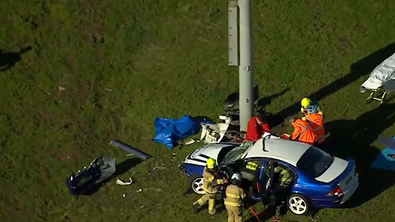 Driver dies in crash during racing event at Calder Park Raceway ...