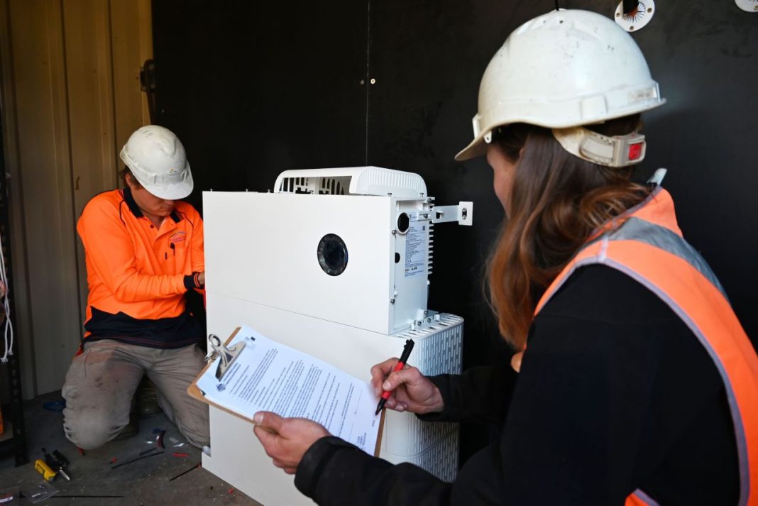 Passive home batteries deliver "enormous benefits" to the grid, says ...