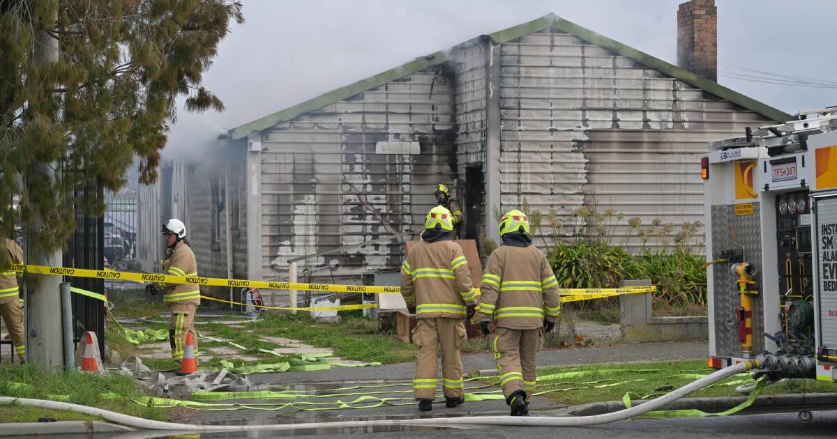 Black smoke billows from Invermay house fire, witnesses describe lead ...
